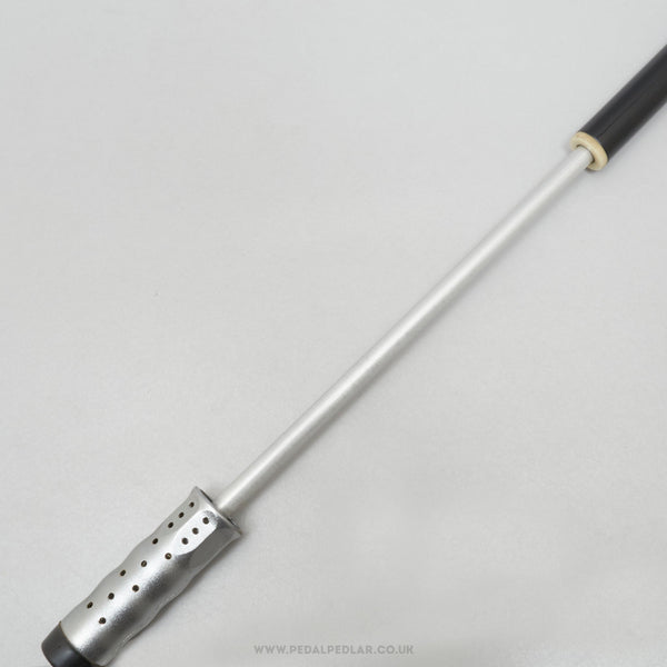 Heta Gran Carrera NOS Bike Pump - Vintage Cycle Accessories | Pedal Pedlar